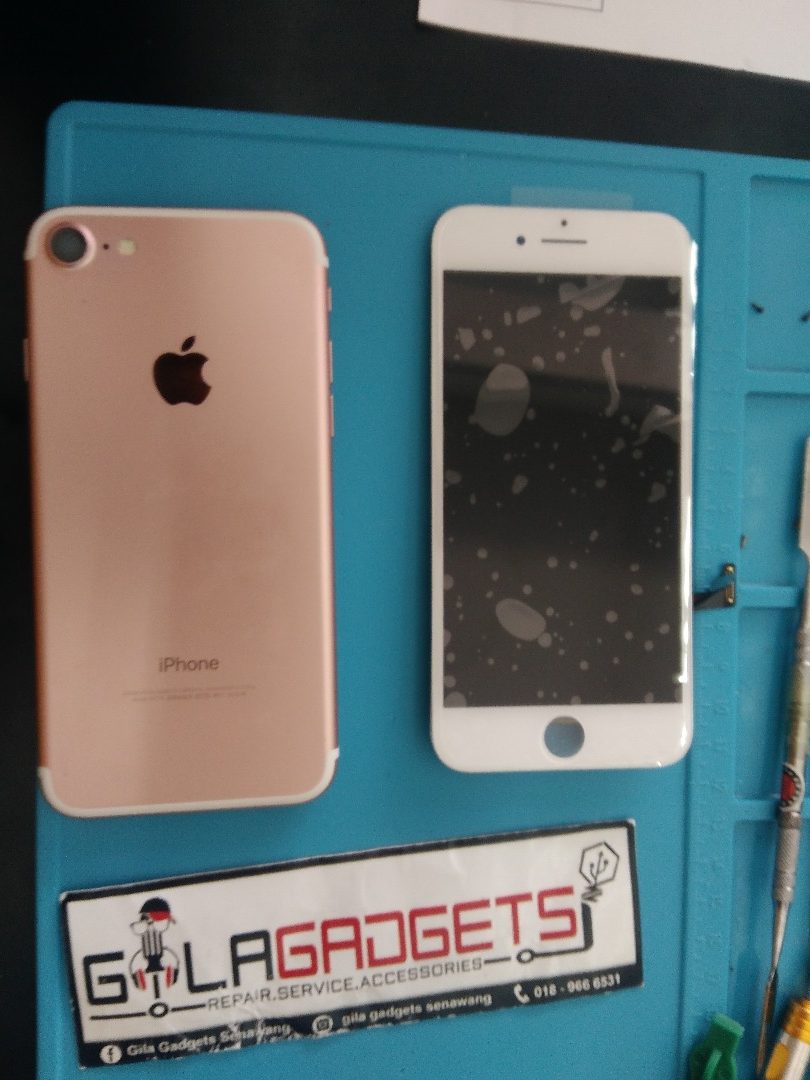 Repair LCD iPhone 7 Pecah | Gila Gadgets